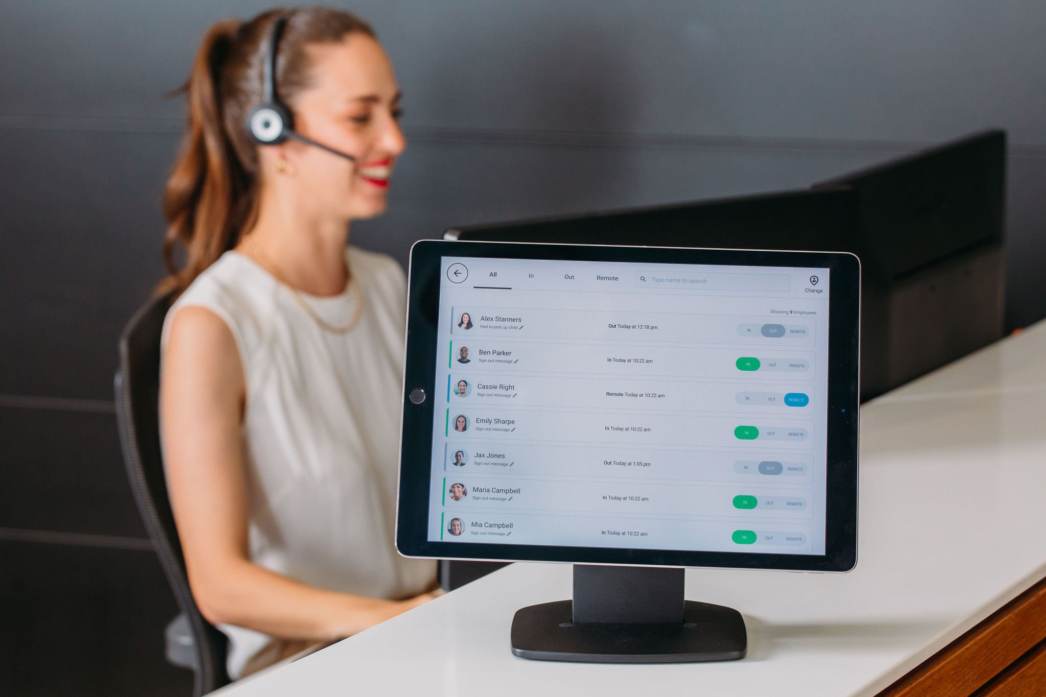 Powerful In-Out Board Software for Businesses | SwipedOn