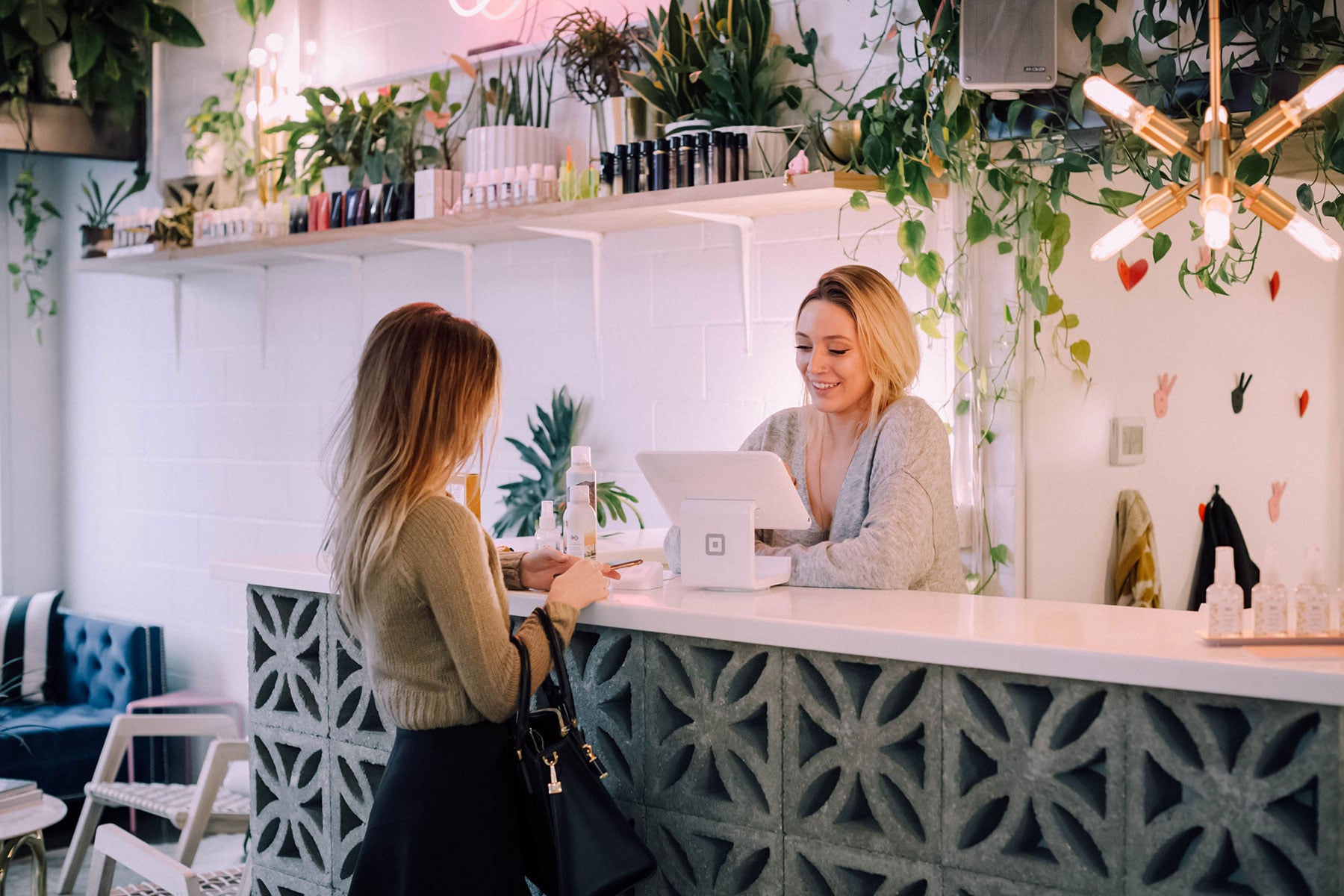 5 Ways to Make Every Office Visitor Feel Welcome