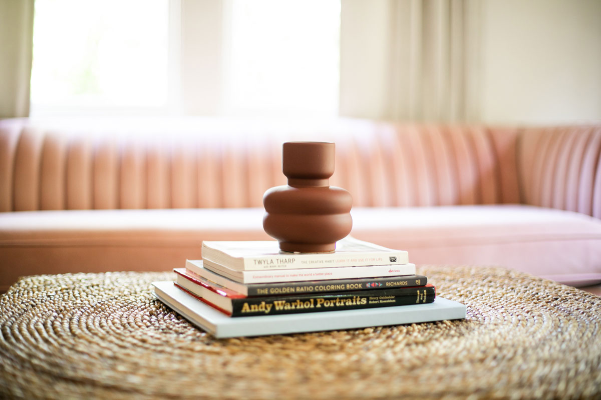 8 Simple Yet Powerful Reception Area Ideas For Your Business